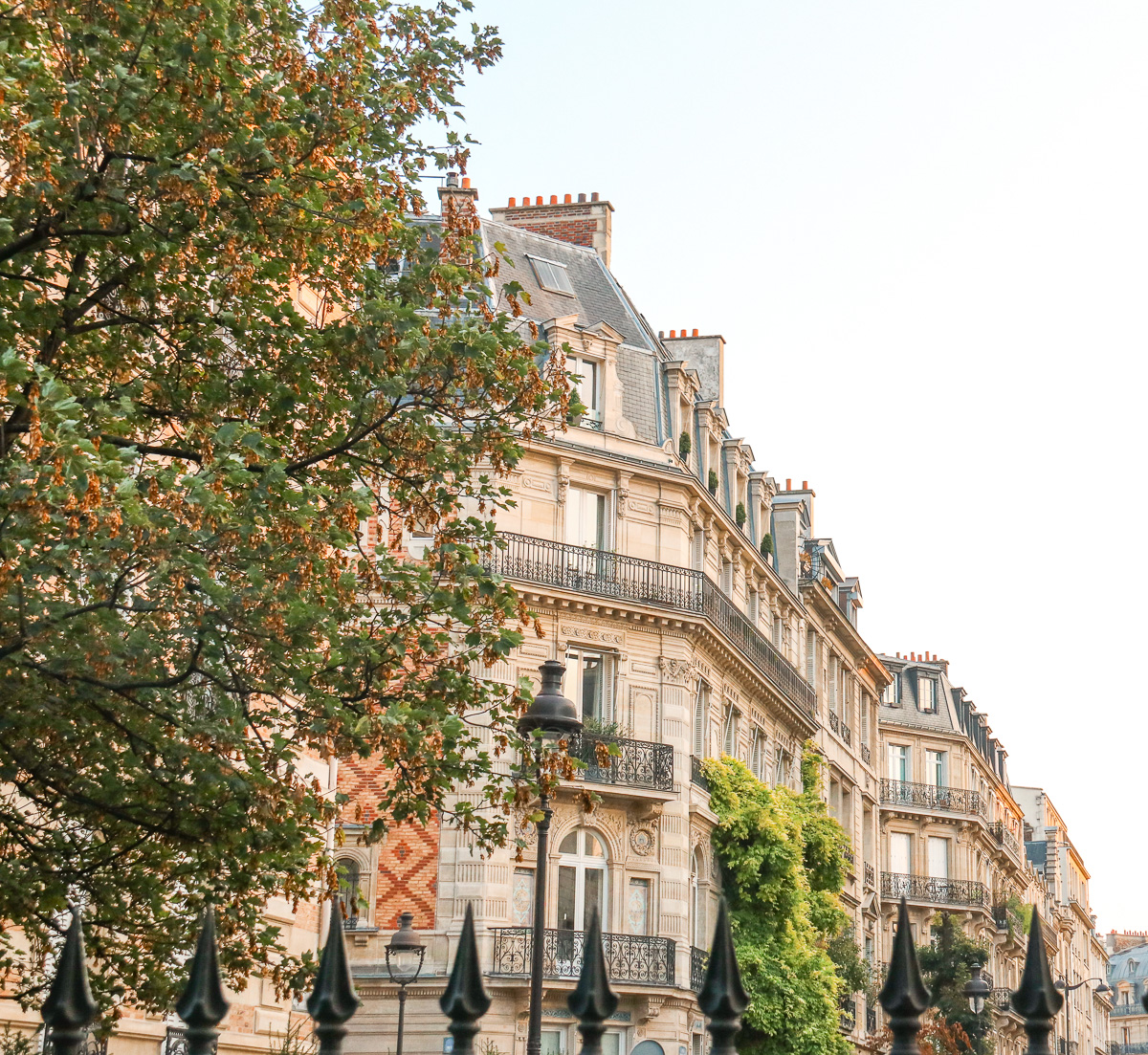 15 Most Beautiful & Interesting Walking Streets in Paris