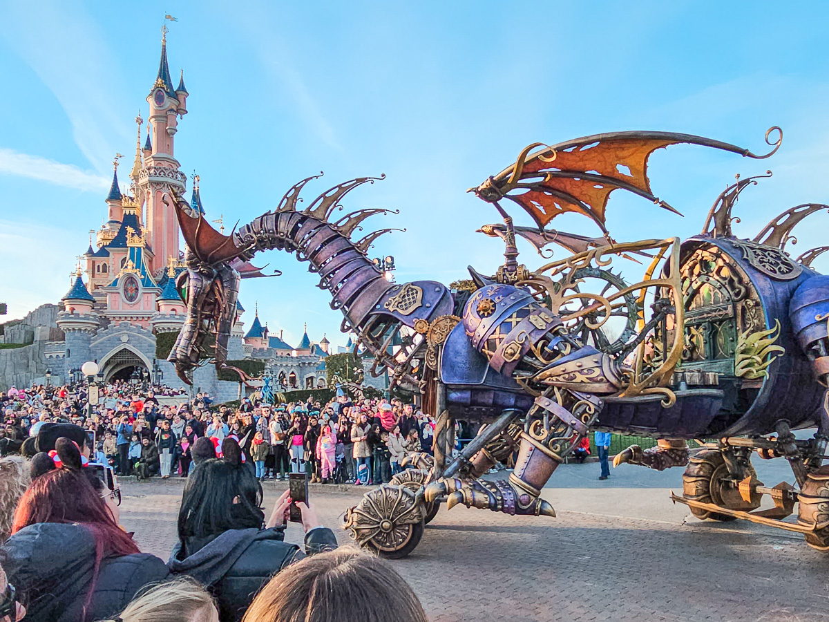 Do They Speak English at Disneyland Paris? What You Need to Know
