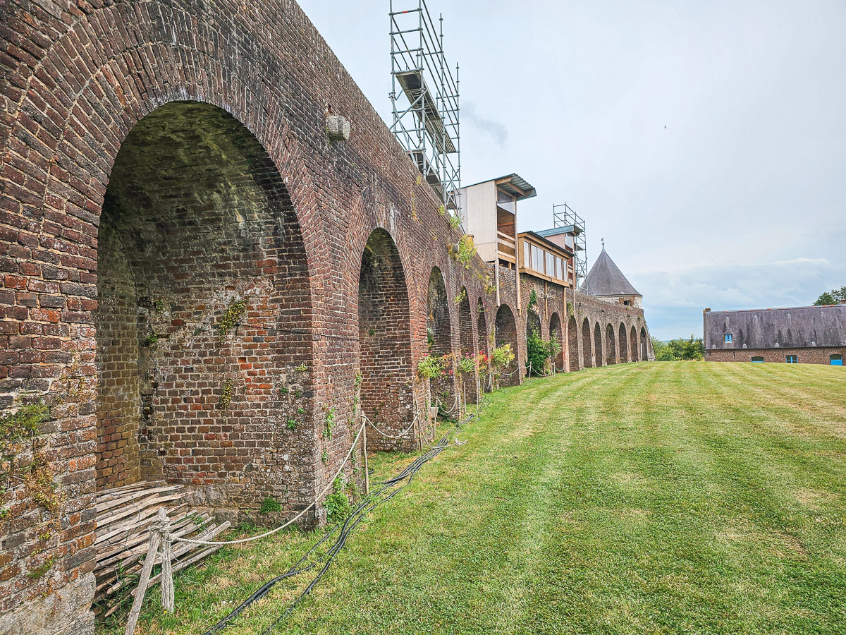 7 Quaint Ruined Castles in France That Feel Like Stepping Into a ...