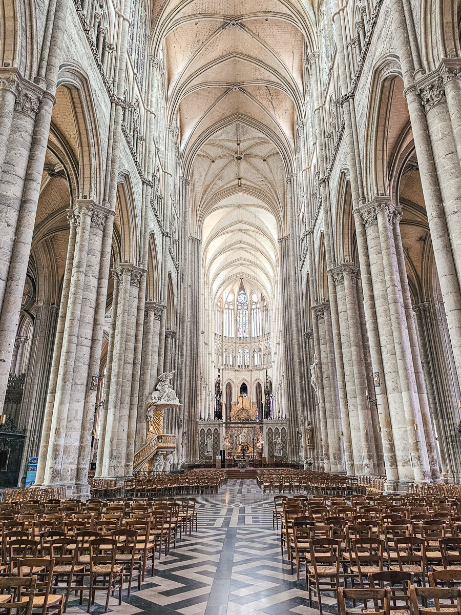 15 Beautiful and Fascinating Churches in France You Don't Have to Be ...