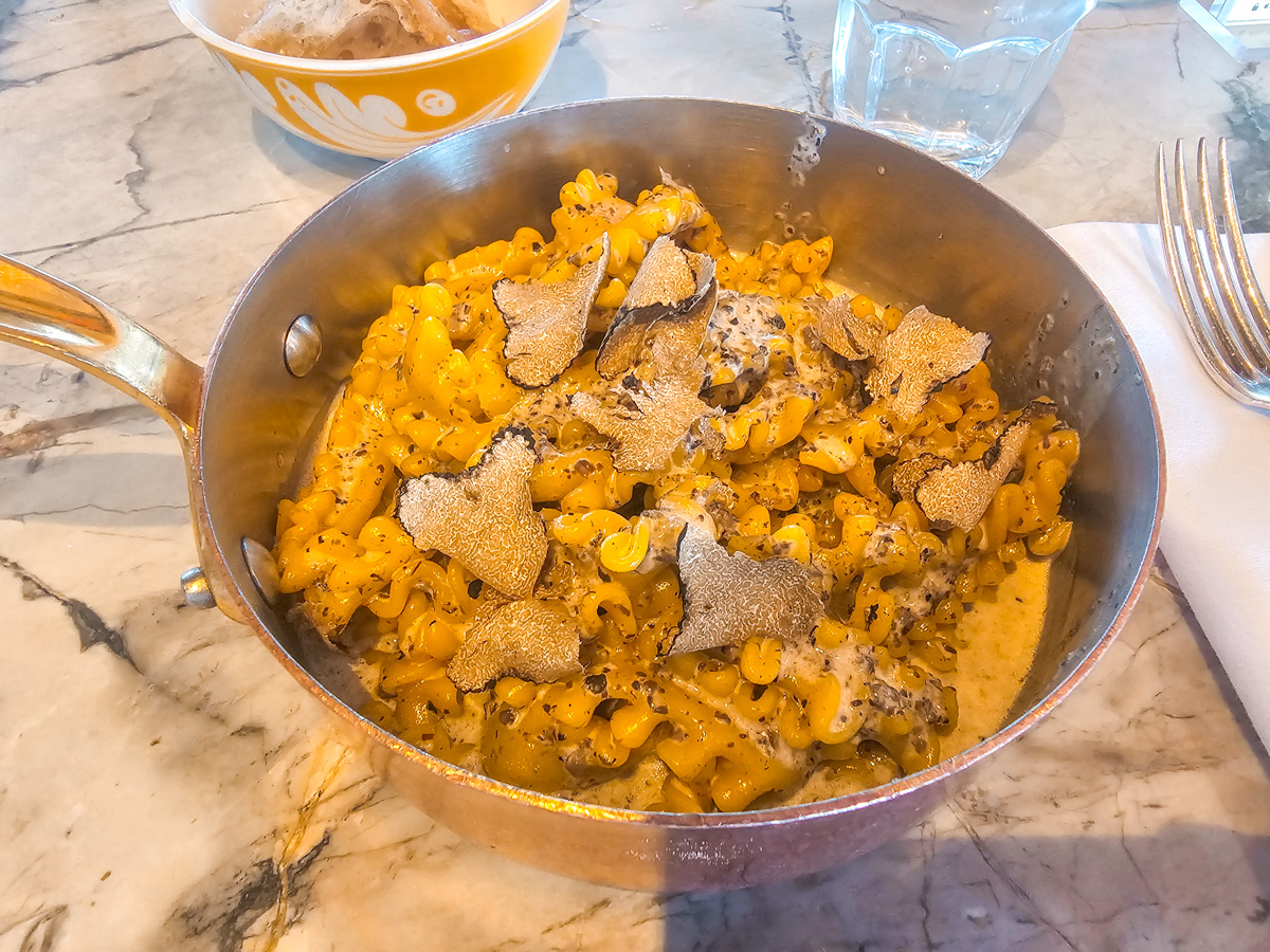 Rating 12 Of Paris' Most Viral Food Spots: Here's How They Stack Up