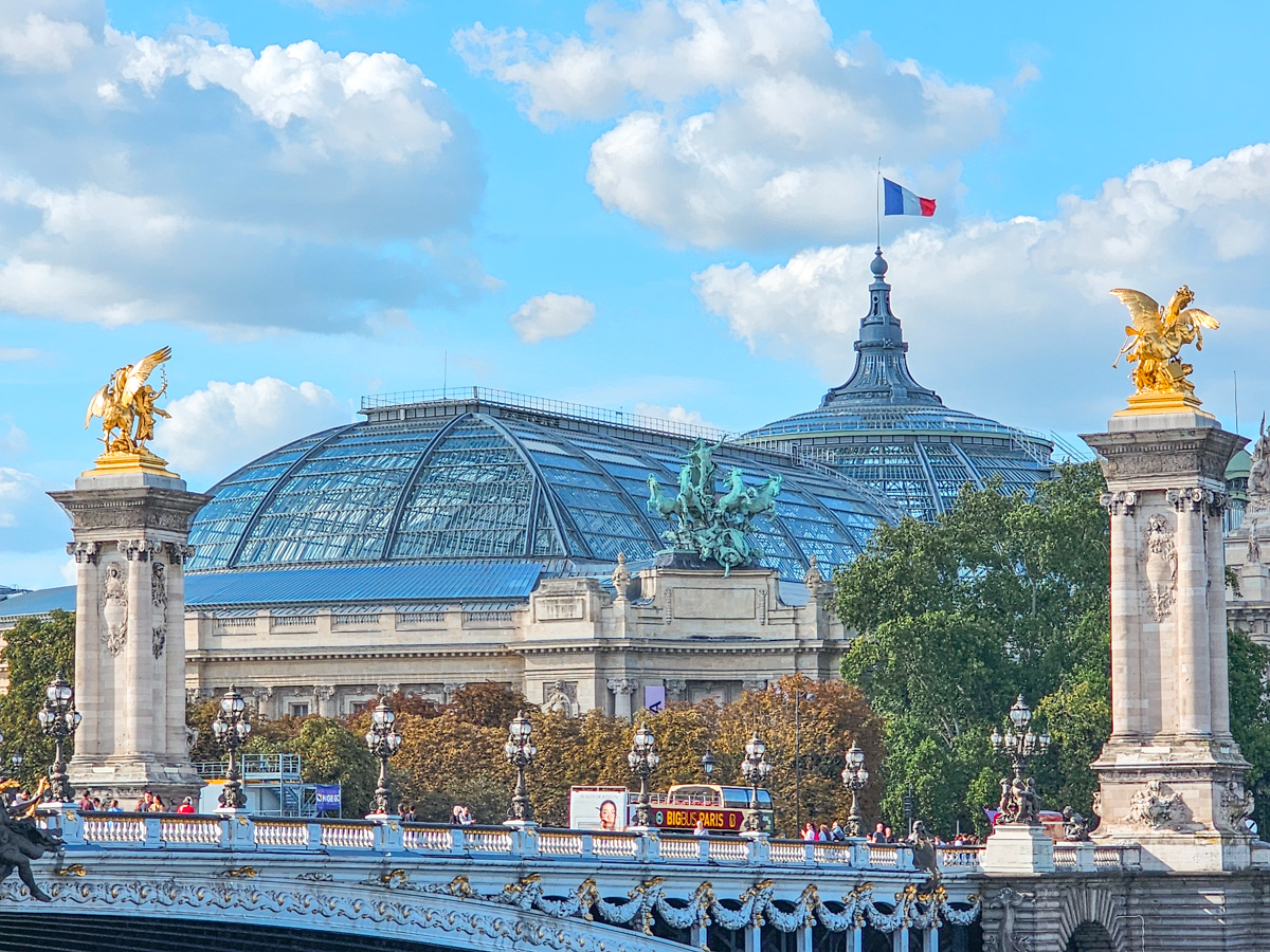 7 Bridges in Paris That Are Just as Fascinating as the Landmarks They ...