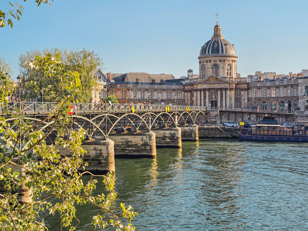 7 Bridges in Paris That Are Just as Fascinating as the Landmarks They ...
