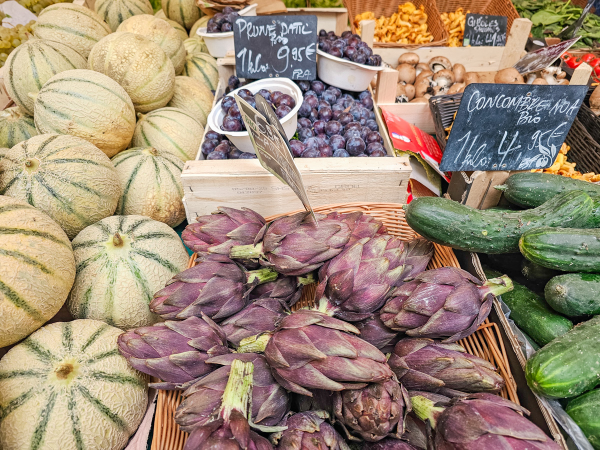 12 Delightful Paris Markets That Show Off Everyday City Life